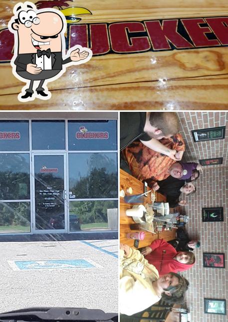 Cluckers in Corydon - Restaurant menu and reviews