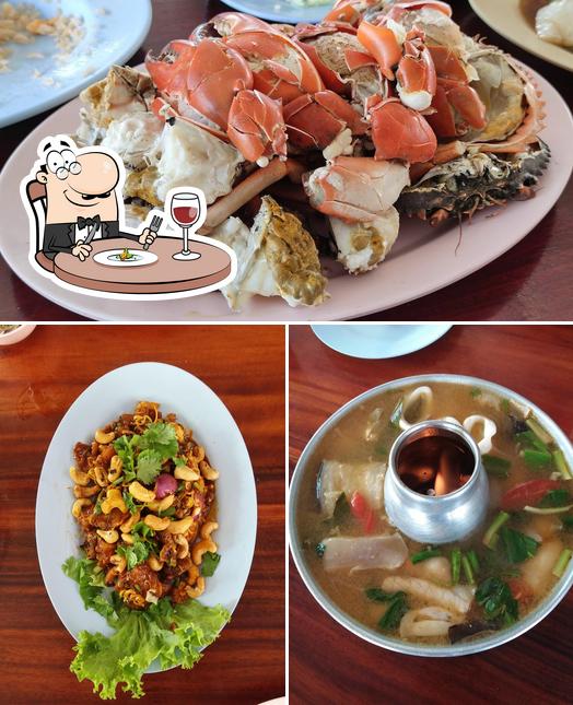 ร้านแพแมนยู restaurant, Saen Phu Dat - Restaurant reviews