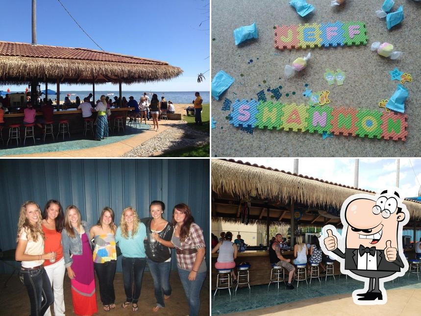 Waverly Beach Bar & Grille, Menasha - Restaurant menu, prices and reviews