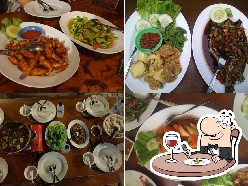 Suka Ramai Seafood restaurant, Kupang, Jl. Piet A. Tallo - Restaurant ...