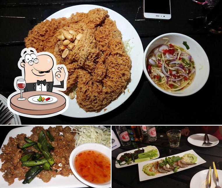 Fullmoon Terrace & Bar, Bangkok - Restaurant menu, prices and reviews