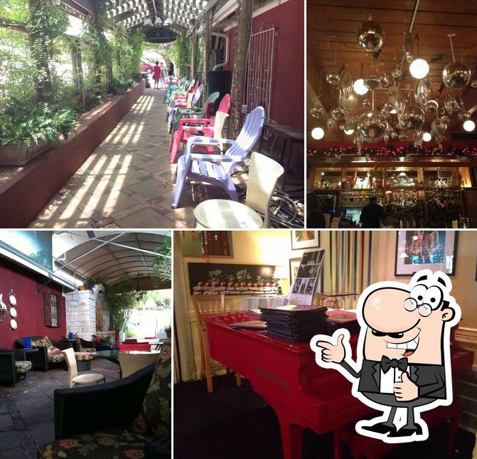 Chez Zee American Bistro in Austin - Restaurant menu and reviews