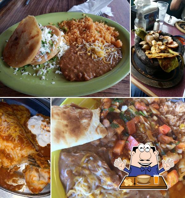 Calaveras Méxican Grill in Tulsa - Restaurant menu and reviews
