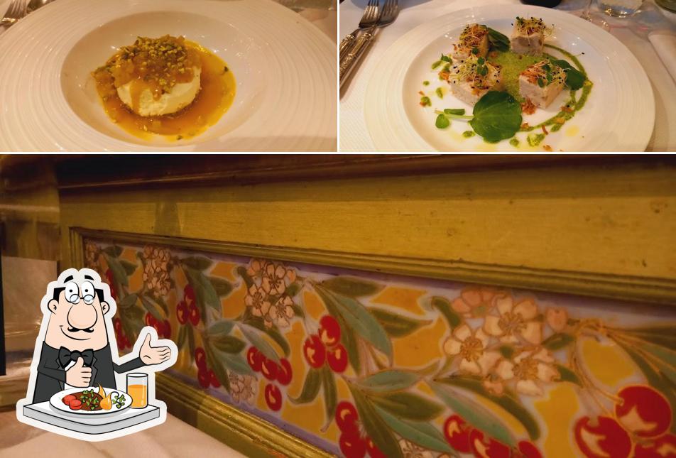 Bouillon Racine, Paris - Restaurant menu, prices and reviews