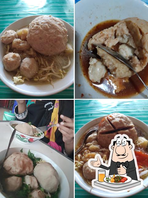 Restaurante Bakso Beranak 4 Mas Eko, Bekasi - Opiniones del restaurante