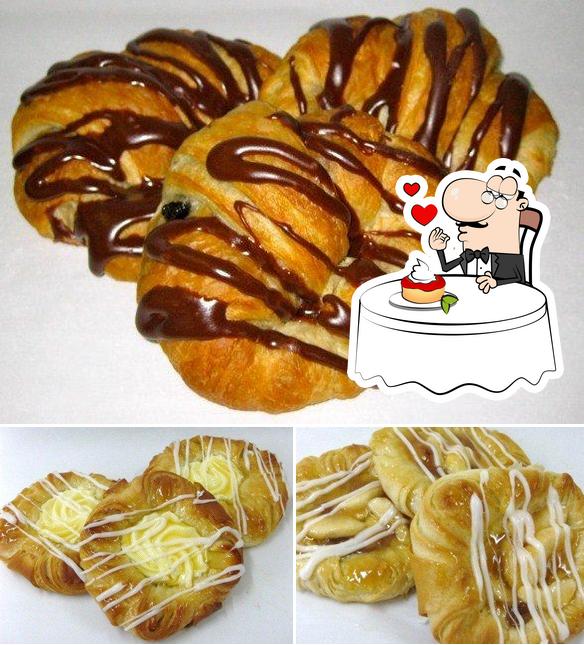 Doughheads Pastry Bakery in Toronto
