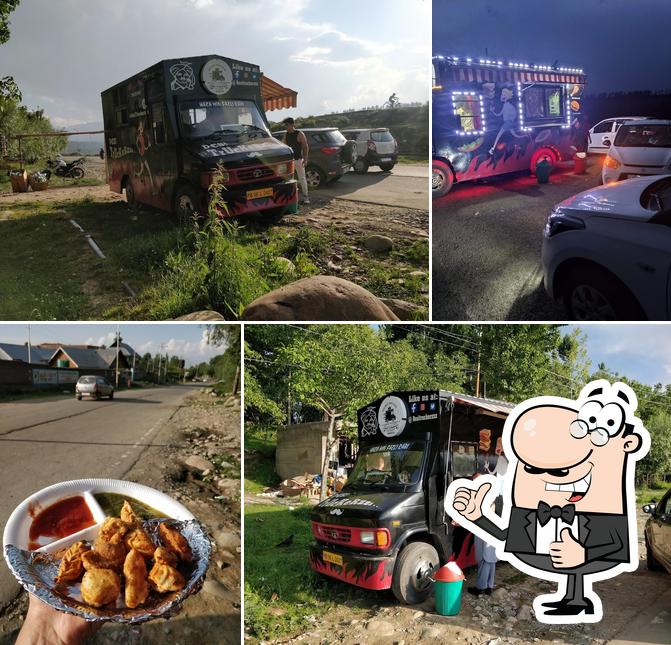 Desi Truckerzzz Food Truck, India - Restaurant reviews