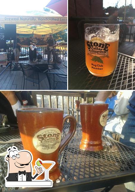 Stone Cellar Beer Garden in Appleton - Restaurant reviews