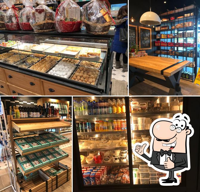 Patisserie Afroditi Sources in Dollard-Des Ormeaux - Restaurant reviews
