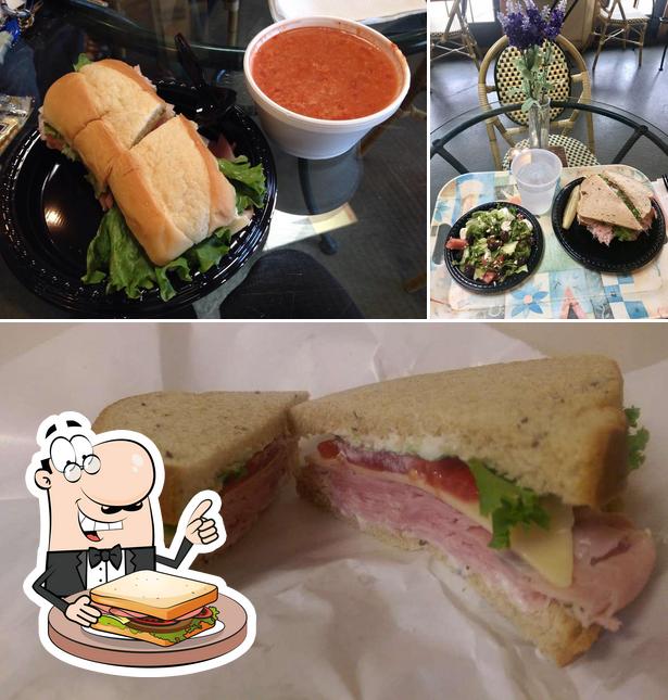 The Mousetrap in Lexington - Restaurant menu and reviews