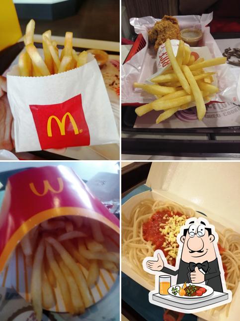 McDonald's restaurant, Calamba, Manila S Rd, corner Real Rd ...