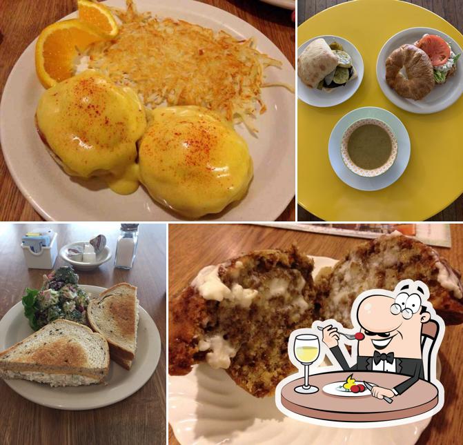 Viola Cafe, Three Oaks - Restaurant menu, prices and reviews