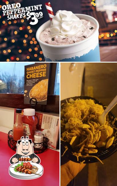 Gold Star Chili, 4620 Aicholtz Rd in Cincinnati - Restaurant menu and ...