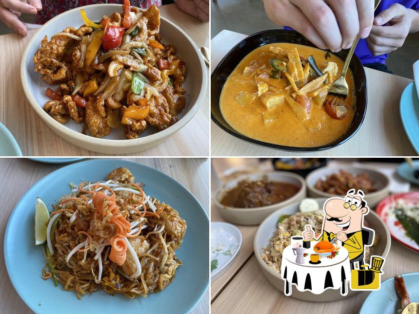 Pineapples Thai Kitchen, Charlottesville - Restaurant menu, prices and ...
