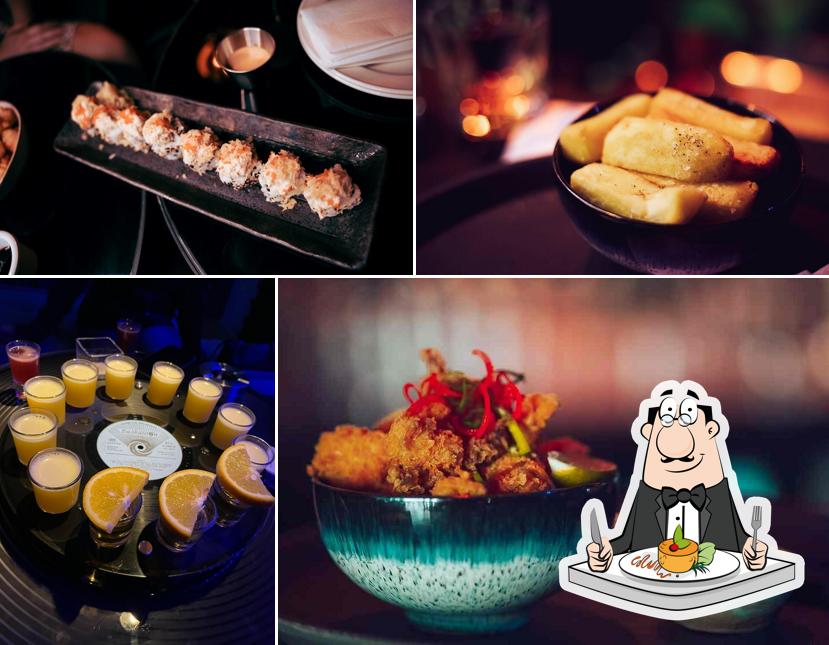Record Room Dubai pub & bar, Dubai - Restaurant menu and reviews