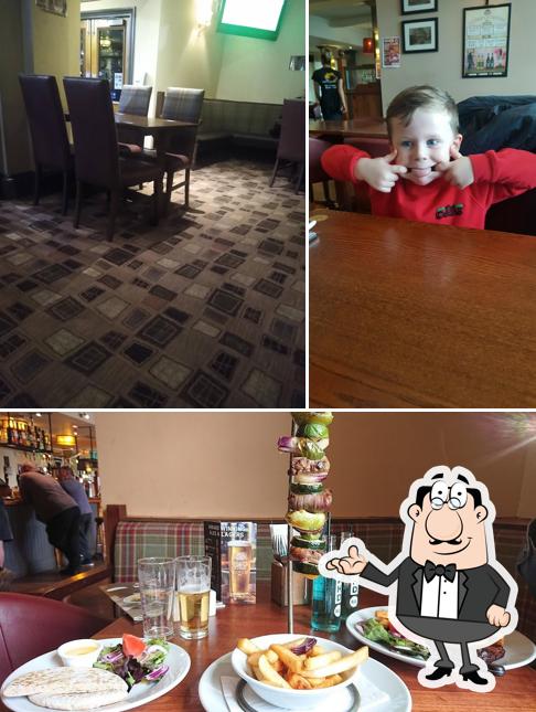 Golden Lion (Swinton), Manchester - Restaurant menu, prices and reviews
