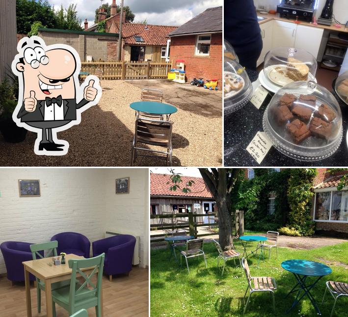 Manor Farm Coffee Shop, Manor farm, church Lane, Barham in Ipswich ...