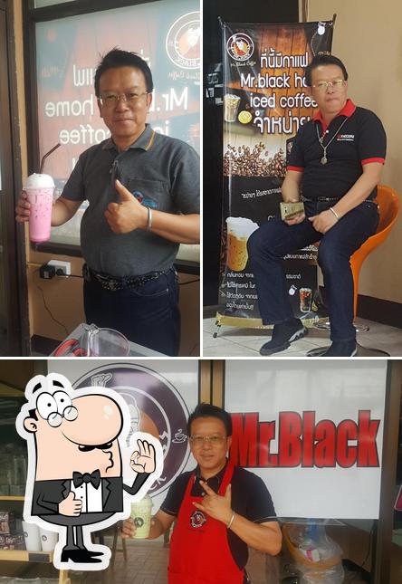 Mr.black Coffee สาขาถนนชวนชื่น cafe, Khon Kaen