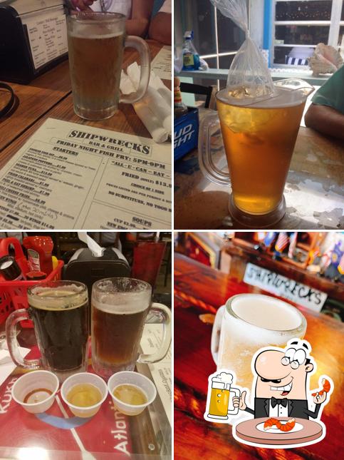 Shipwrecks Bar & Grill in Key Largo - Restaurant menu and reviews