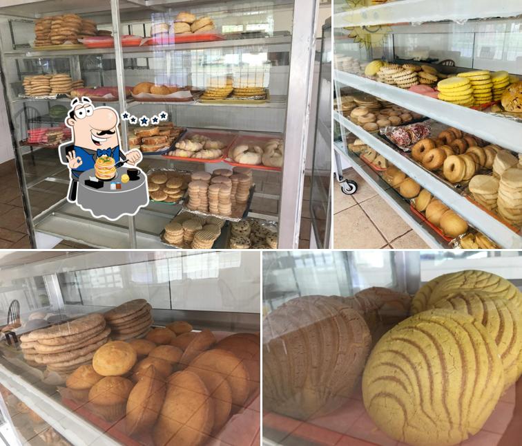 Sun Bakery in Raymondville - Restaurant reviews