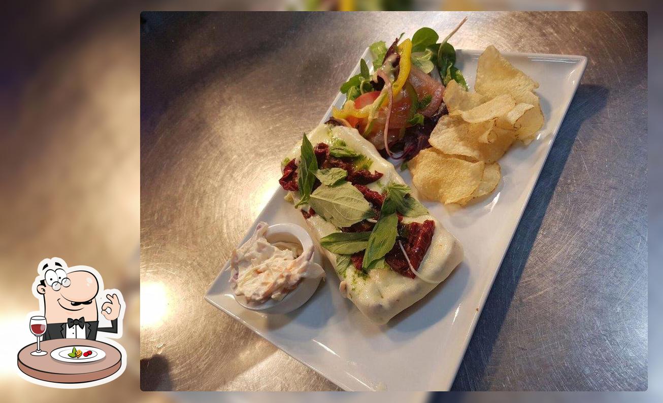 Top 5 restaurants with pizza in Hadley & Leegomery, march 2025 ...