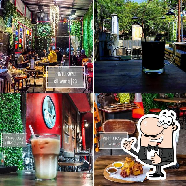 Pintu Kayu cafe, Bandung - Restaurant reviews