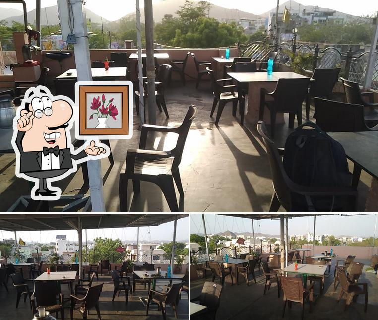 Radhee rooftop Restaurant, Udaipur - Restaurant menu, prices and reviews