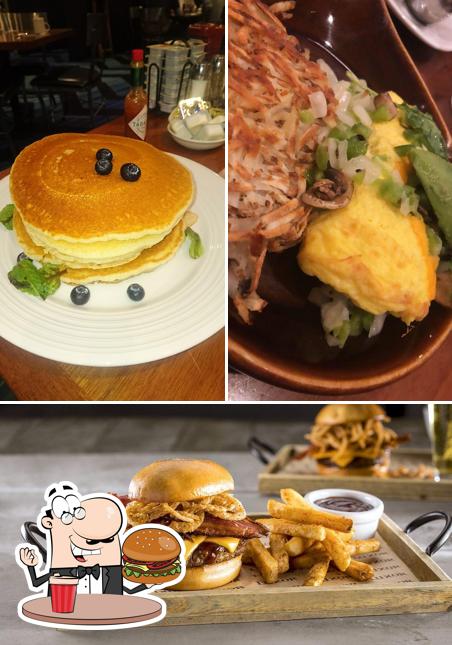 Pyramid Café, 3900 S Las Vegas Blvd in Las Vegas - Restaurant reviews