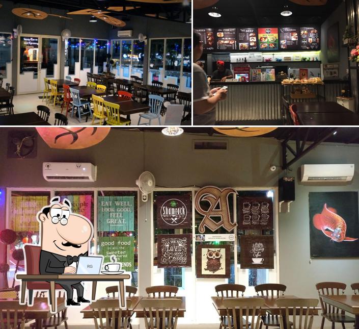 SHAMROCK KITCHEN restaurant, Surabaya - Restaurant reviews