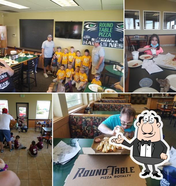 Round Table Pizza, 3201 W Court St in Pasco - Restaurant menu and reviews