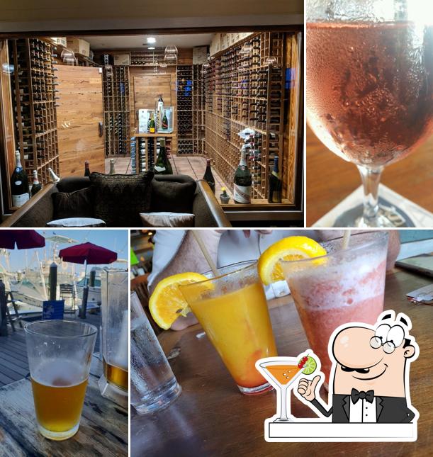 Boat House Bar & Grill, 220 Margaret Street in Key West - Restaurant ...