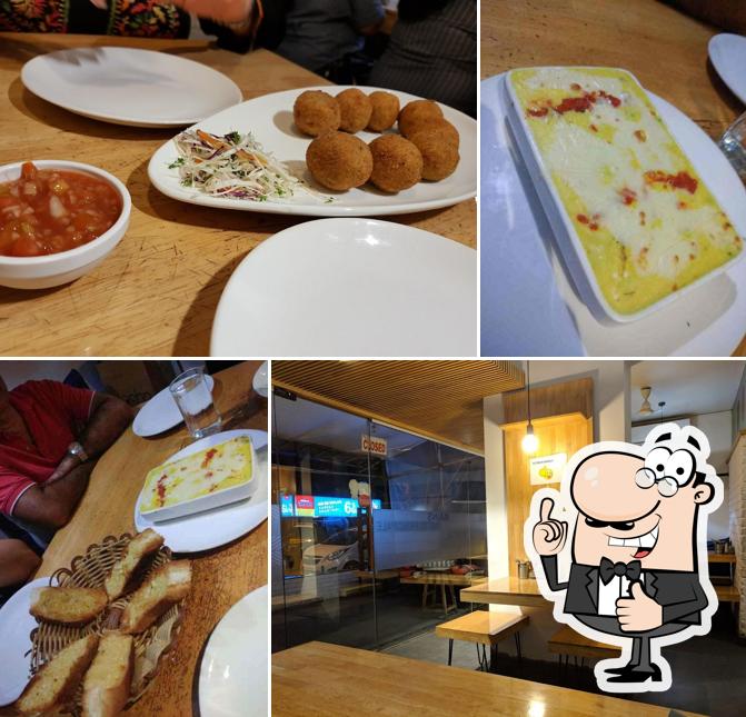 Sun Moon & Potatoes, Mumbai, Pleasant Park - Restaurant reviews