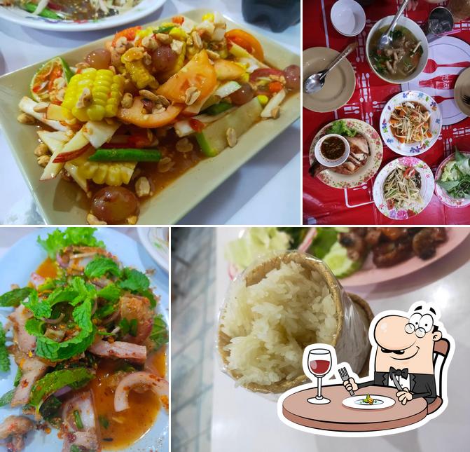 ร้านเจ๊ใหญ่ส้มตำ 4 รส (หน้า ม.ทักษิณ) restaurant, Songkhla - Restaurant ...
