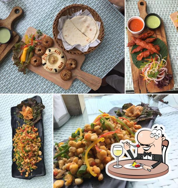Time Machine, Noida, Plot no. A2 - Restaurant menu and reviews