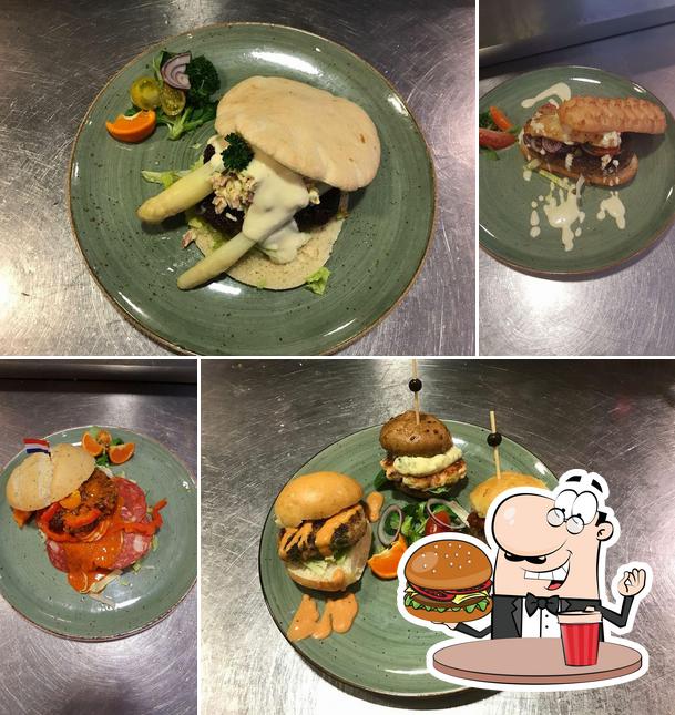 Eten bij Dirk ZUID, Leusden, Máximaplein 78 - Restaurant reviews