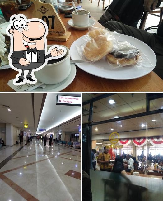 Soerabaja Cafe, Juanda International Airport T1, Betro - Restaurant reviews