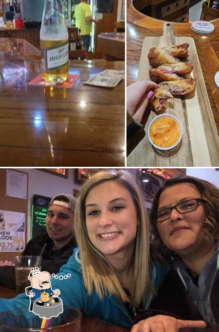 Off-Sides Sports Bar, Antigo - Restaurant menu, prices and reviews