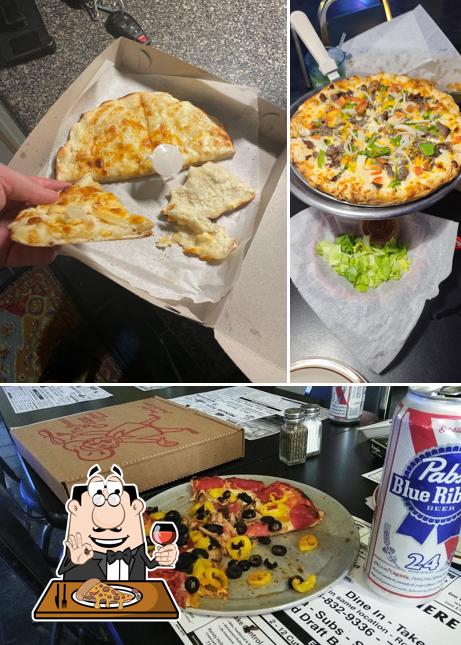 Lilja's Premiere Pizza, 4475 PA-136 in Greensburg - Restaurant menu and ...