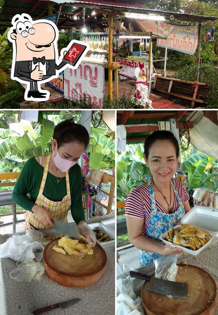 กาญไก่ต้มน้ำปลา restaurant, Tha Maka