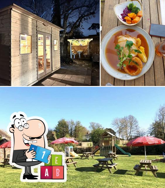 The Red Lion, High St in Fareham - Restaurant menu and reviews