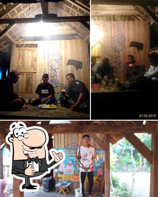 Basecamp PANTER cafe, Genteng Wetan - Restaurant reviews