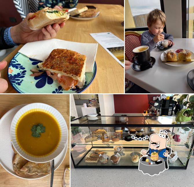 Queen Bea Cafe in Ulverstone - Restaurant reviews