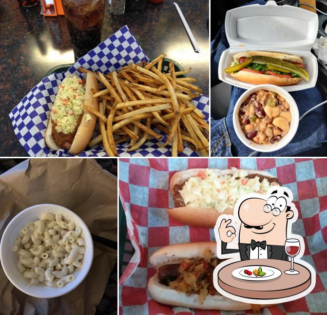 Dog Daze Gourmet Hot Dogs, Canton - Restaurant menu, prices and reviews