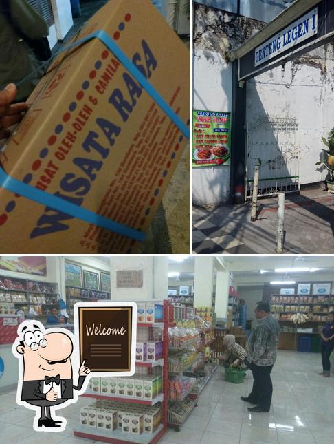 Wisata Rasa "Oleh-oleh Khas Surabaya", Surabaya - Restaurant reviews