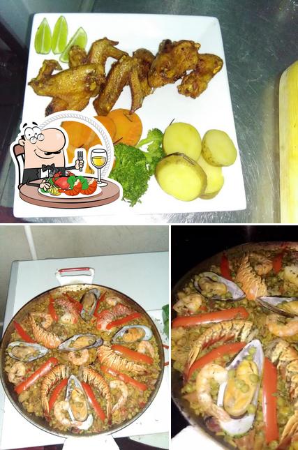 Piro car wash pub & bar, Santo Domingo, F4M3+34M - Restaurant reviews