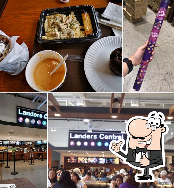 Landers Superstore Balintawak club, Quezon City - Restaurant reviews