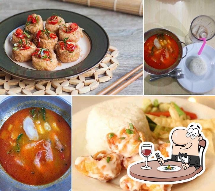WAROENK KITO restaurant, East Jakarta, Jl. Utan Kayu Raya No.19-B ...