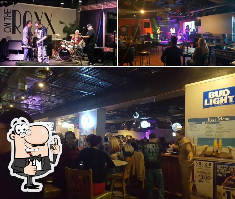 On The Roxx, Portage - Restaurant menu, prices and reviews