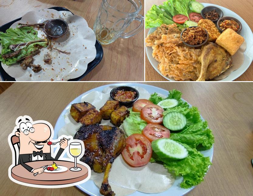 Rumah Bebek 76 restaurant, Bekasi Regency - Restaurant reviews