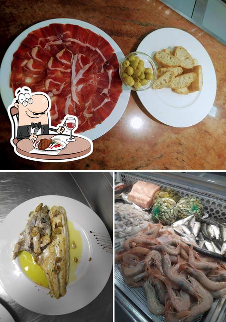 Restaurante cafetería Taberna El Ancla, Calahonda - Opiniones del ...